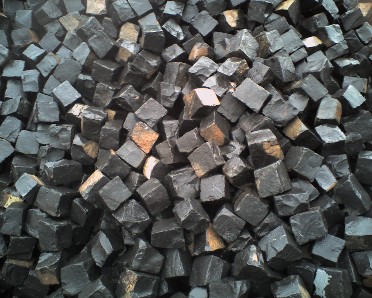 Bazalt Nedir Ve Nererelerde Kullanılır | Mercan Madencilik